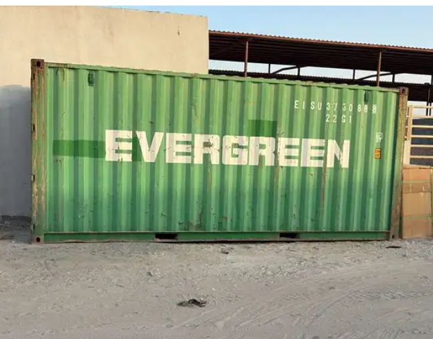 Used Containers for sell in Dammam, Containers shipping for sell size ...